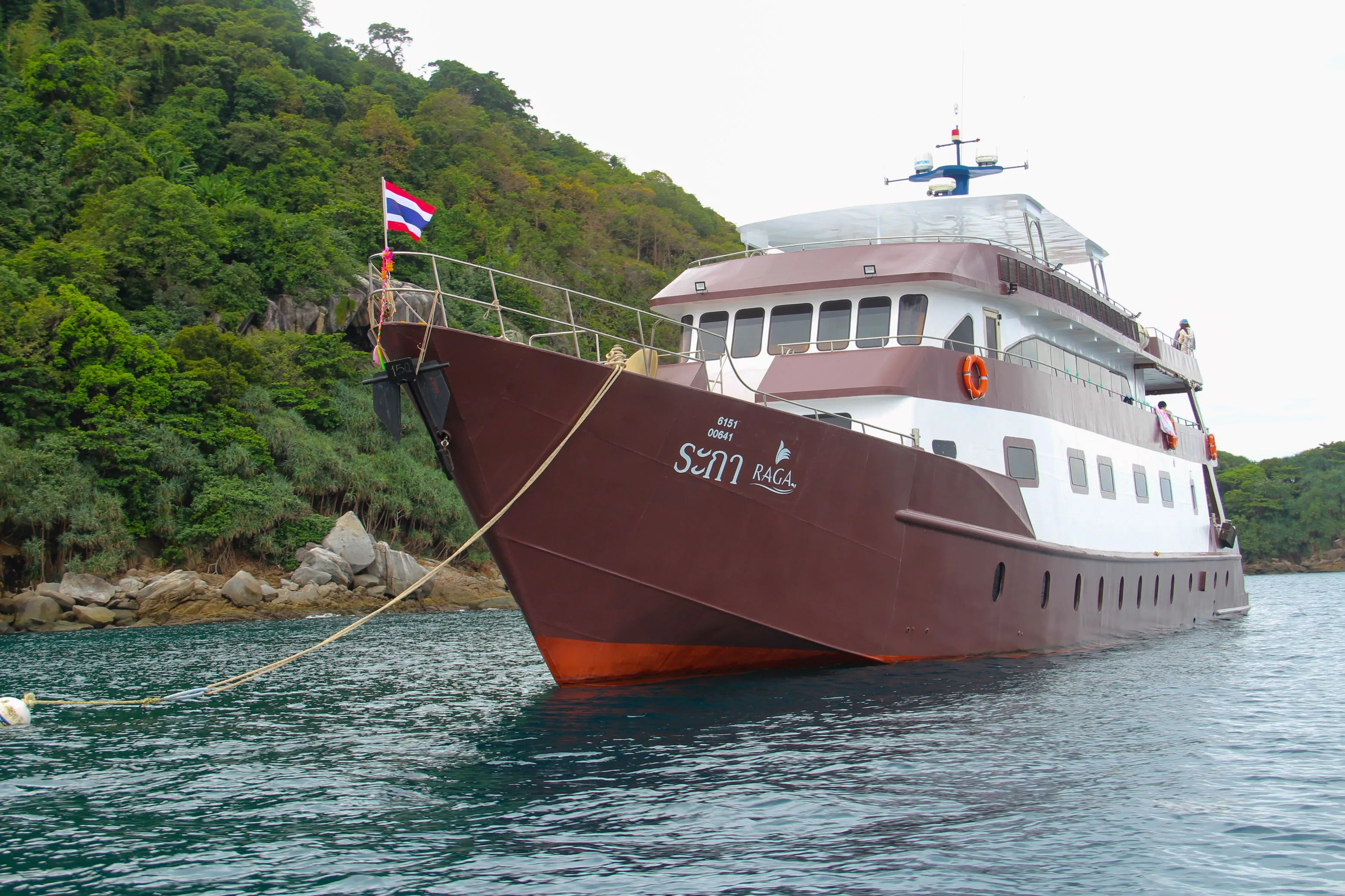 MV Raga Liveaboard in Thailand | Book now - Giant Stride